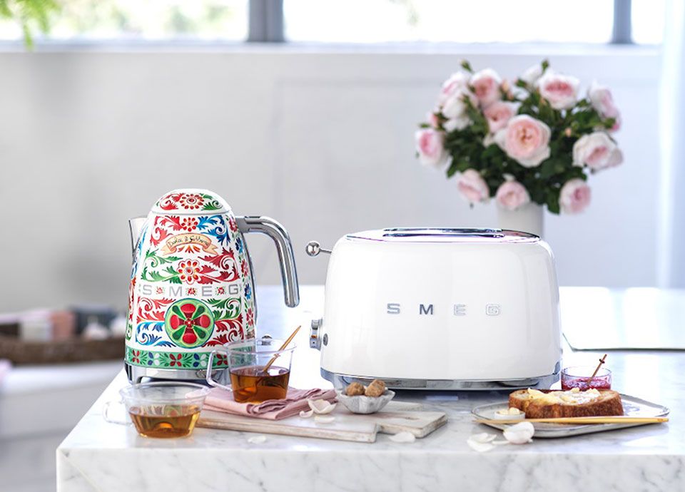 Smeg's Wedding Gift Guide: Thoughtful Presents for Every Couple's Registry