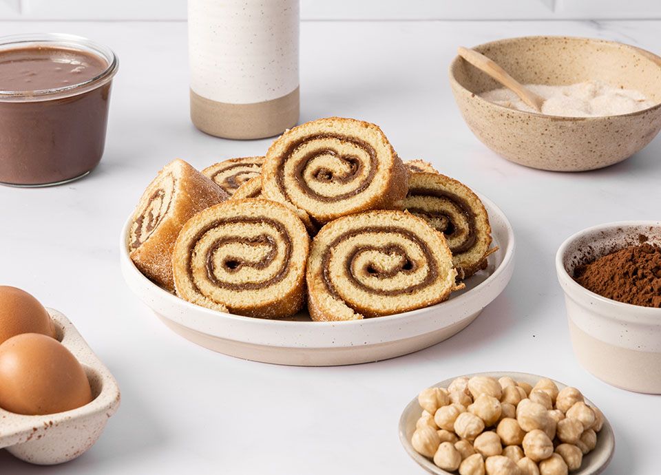 Hazelnut Cream Roll - Recipe - Blender | Smeg UK