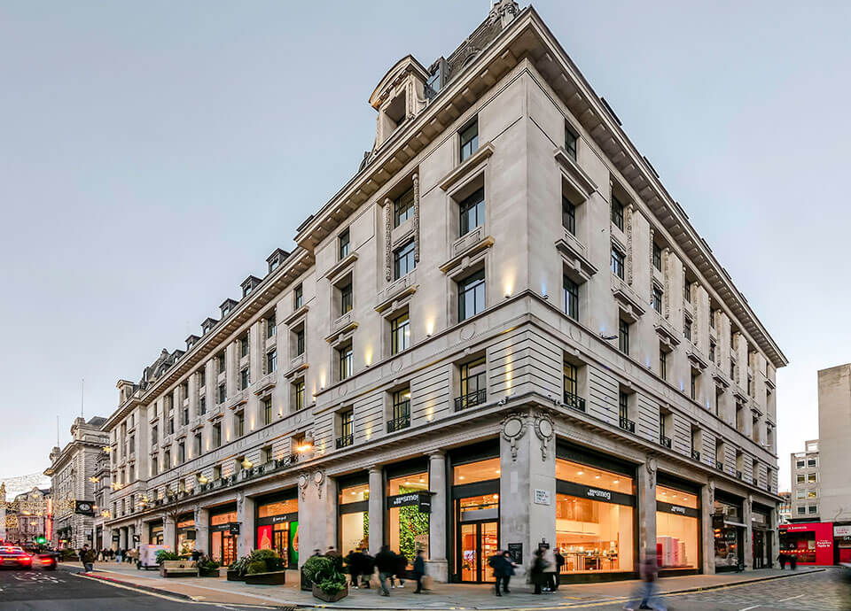 Smeg's London Flagship Store - Smeg appliances - New kitchen| Smeg